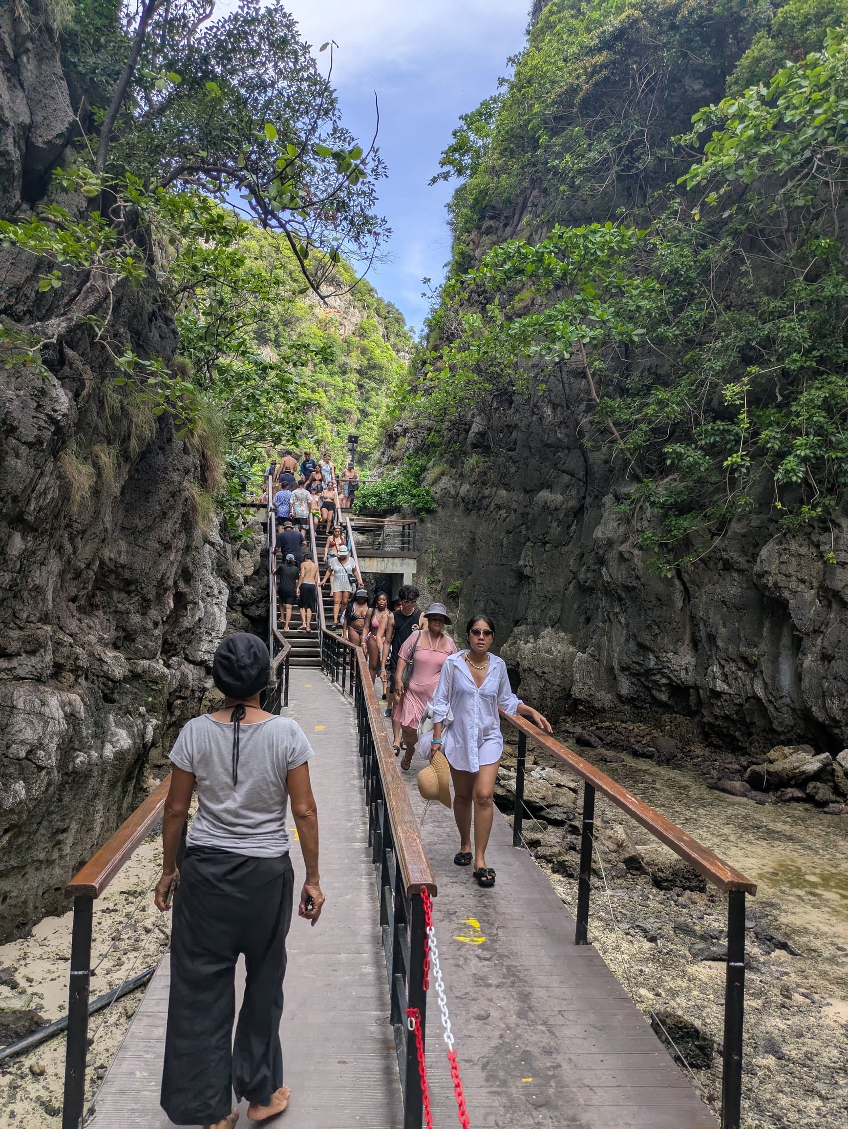 Maya Bay, todo lo que necesitas saber para visitar la playa en 2026